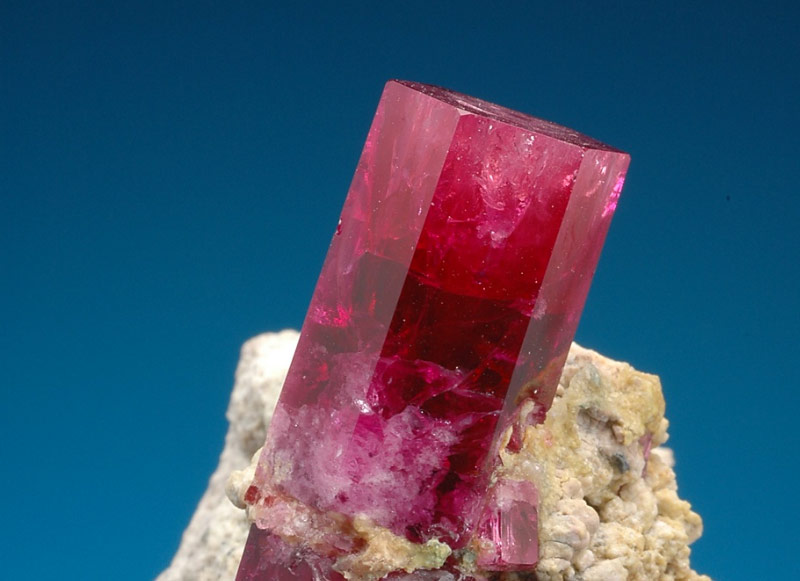 Top 10 Rarest Gemstones and Where to Find Them - Gem Book - Gem Reference